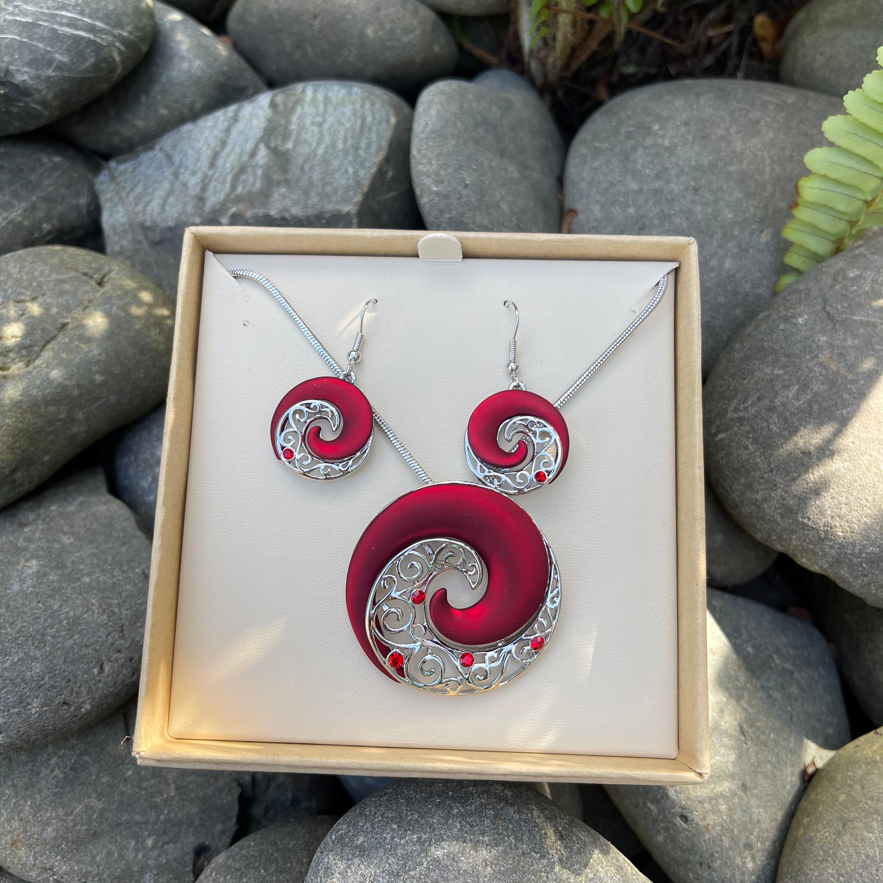 Deep Red Koru Jewellery Set – Tarati Design