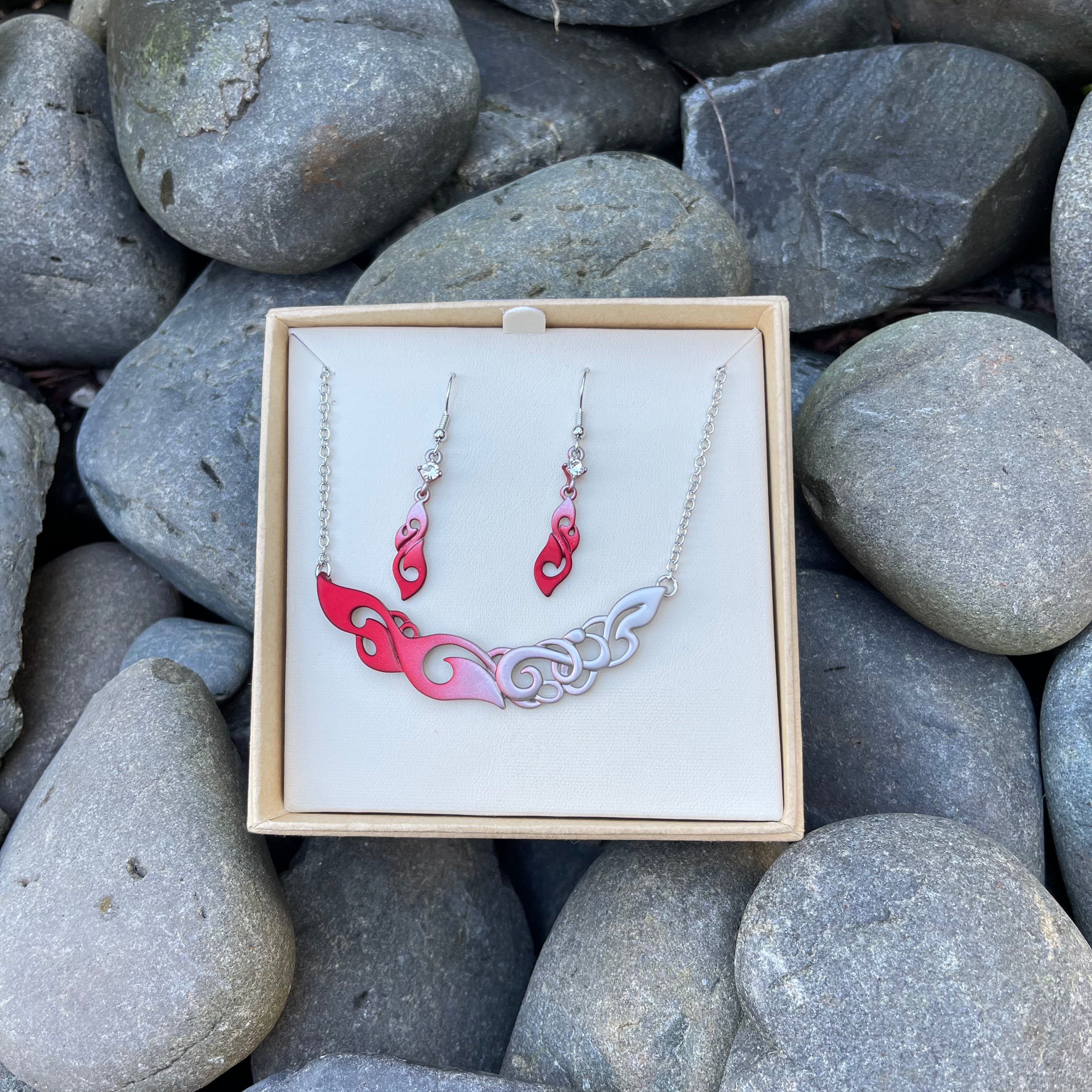 Red Manaia Breastplate Set – Tarati Design