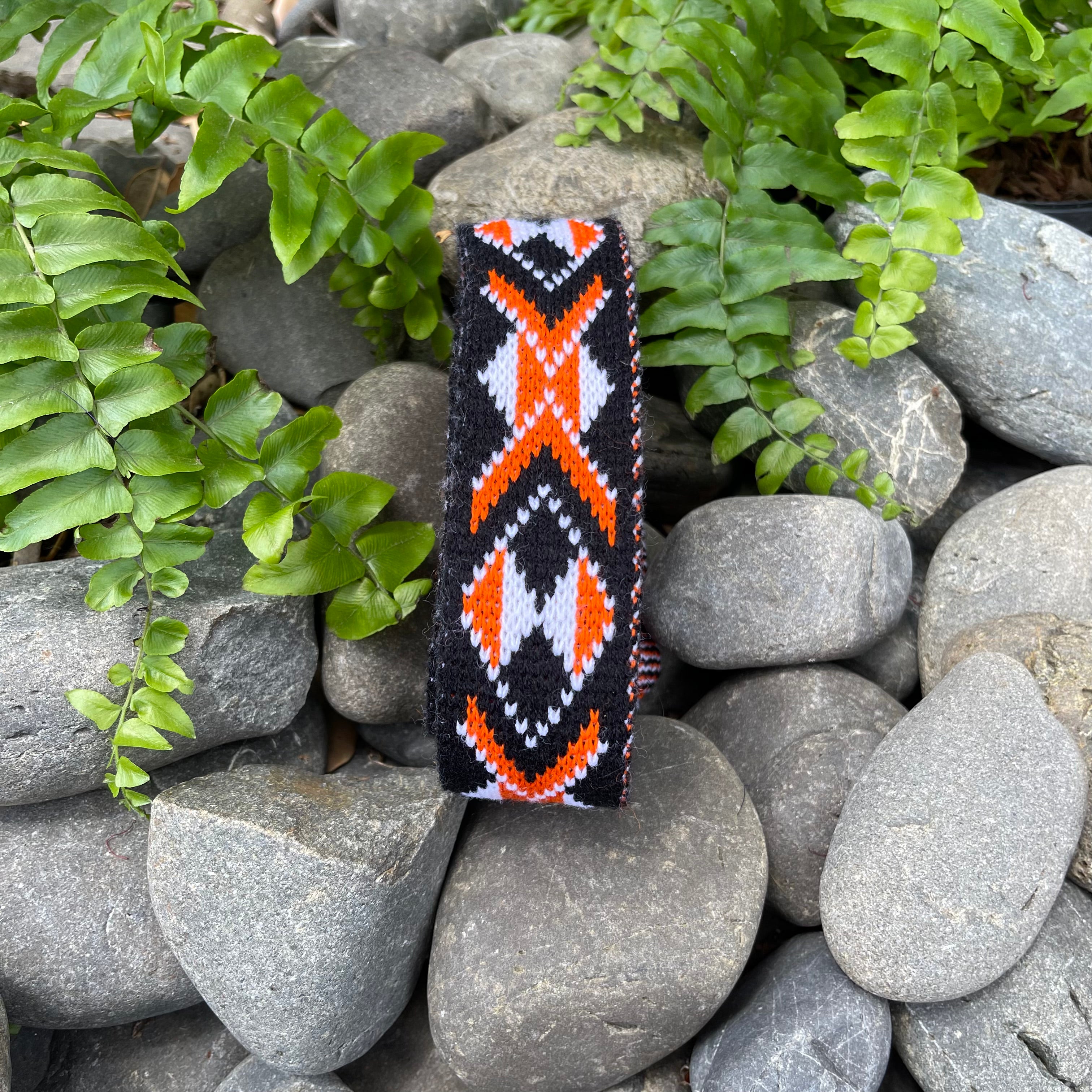 Orange Pātiki – Tarati Design